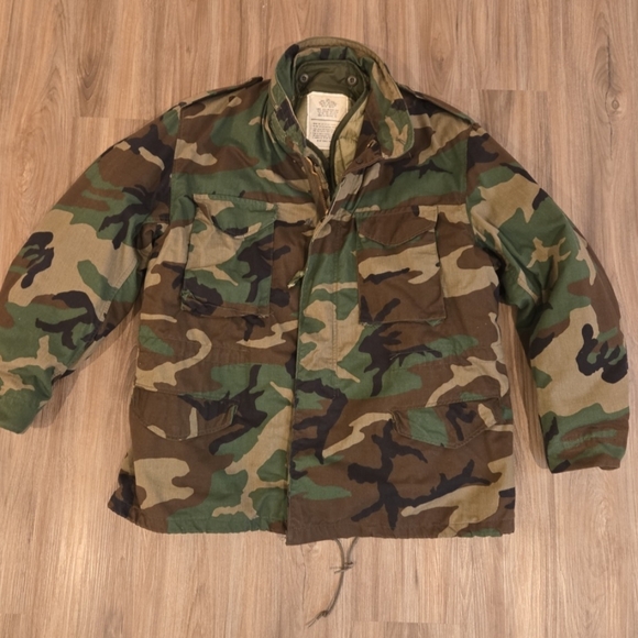 U.S. Army | Jackets & Coats | Vtg Us Army M65 Cold Weather Field Jacket ...